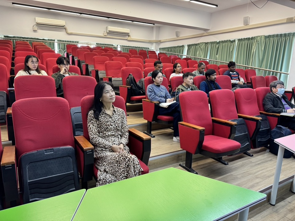 【Invited Talk】《Design and Evaluation of Amphiphilic Block Bio-Copolymer ...